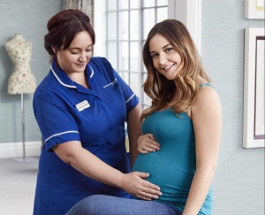 What does a midwife do and other FAQs | Pregnancy articles & support | NCT