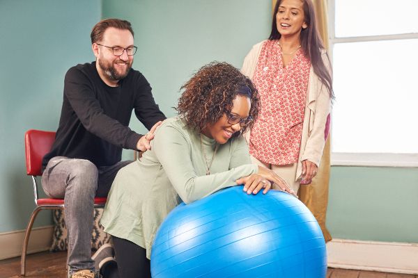 NCT Antenatal courses | Find a local antenatal class | NCT